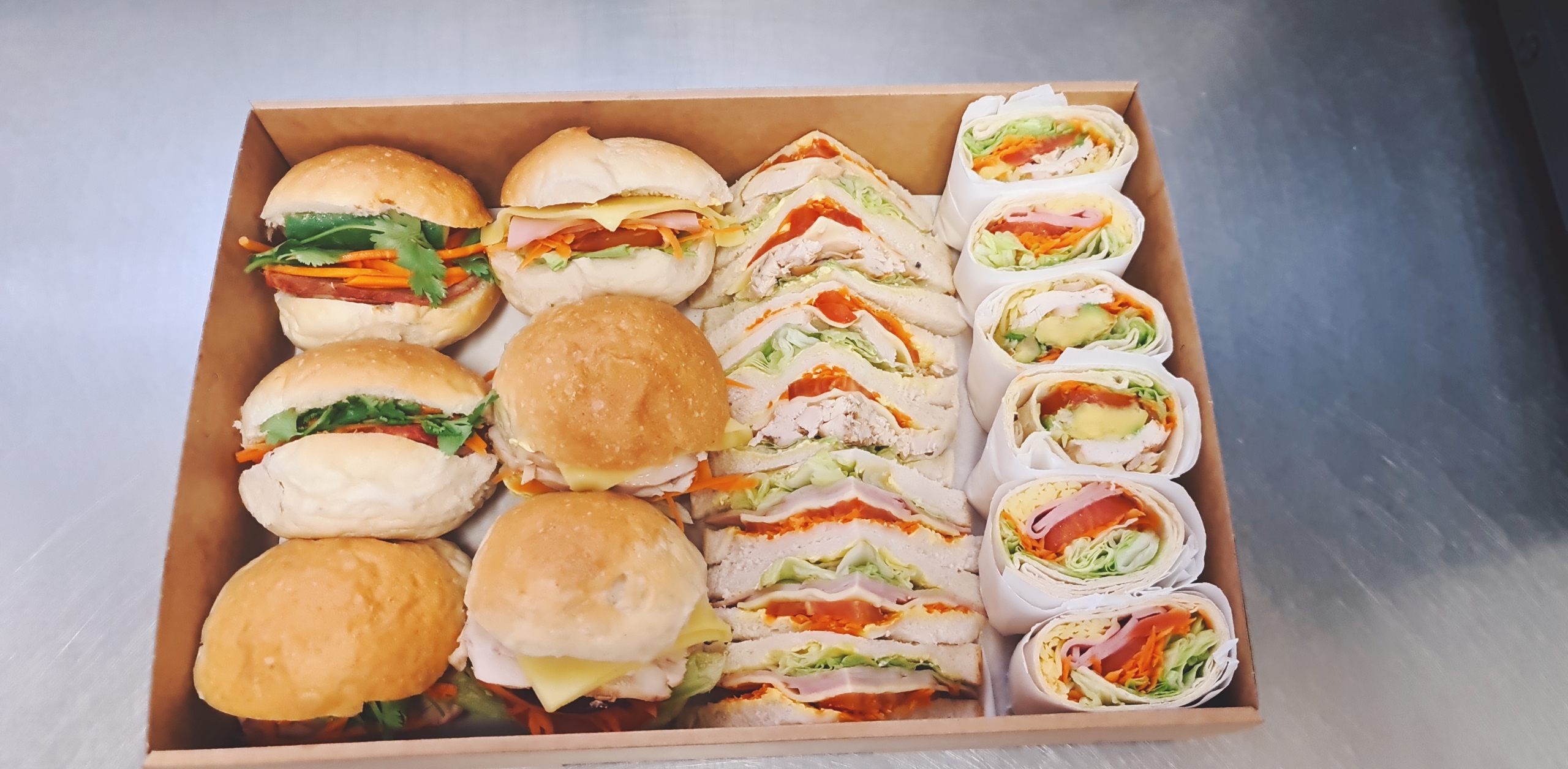 Mix Platter box - SATISPIE BAKERY